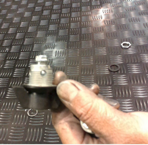 Replacing load lid twist locks
